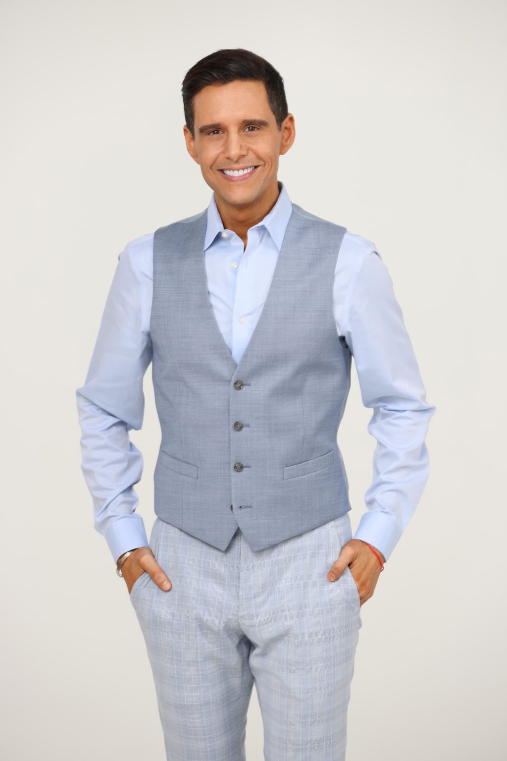 Alejandro Chabán: The Man Behind Yes You Can - The Hollywood Magazine